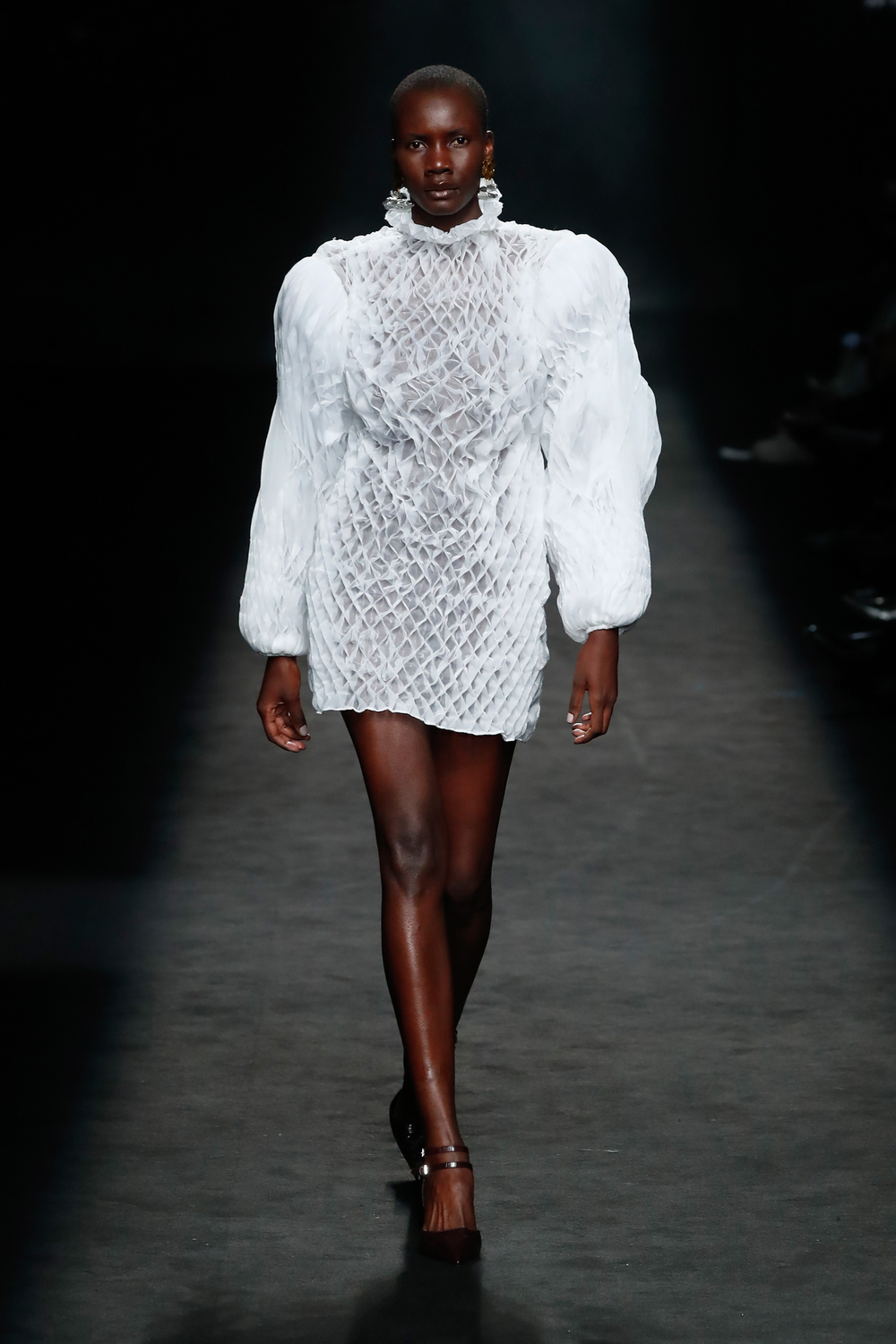 MADRID - PETER SPOSITO STUDIO : défilé automne-hiver 24-25 - Harper's ...