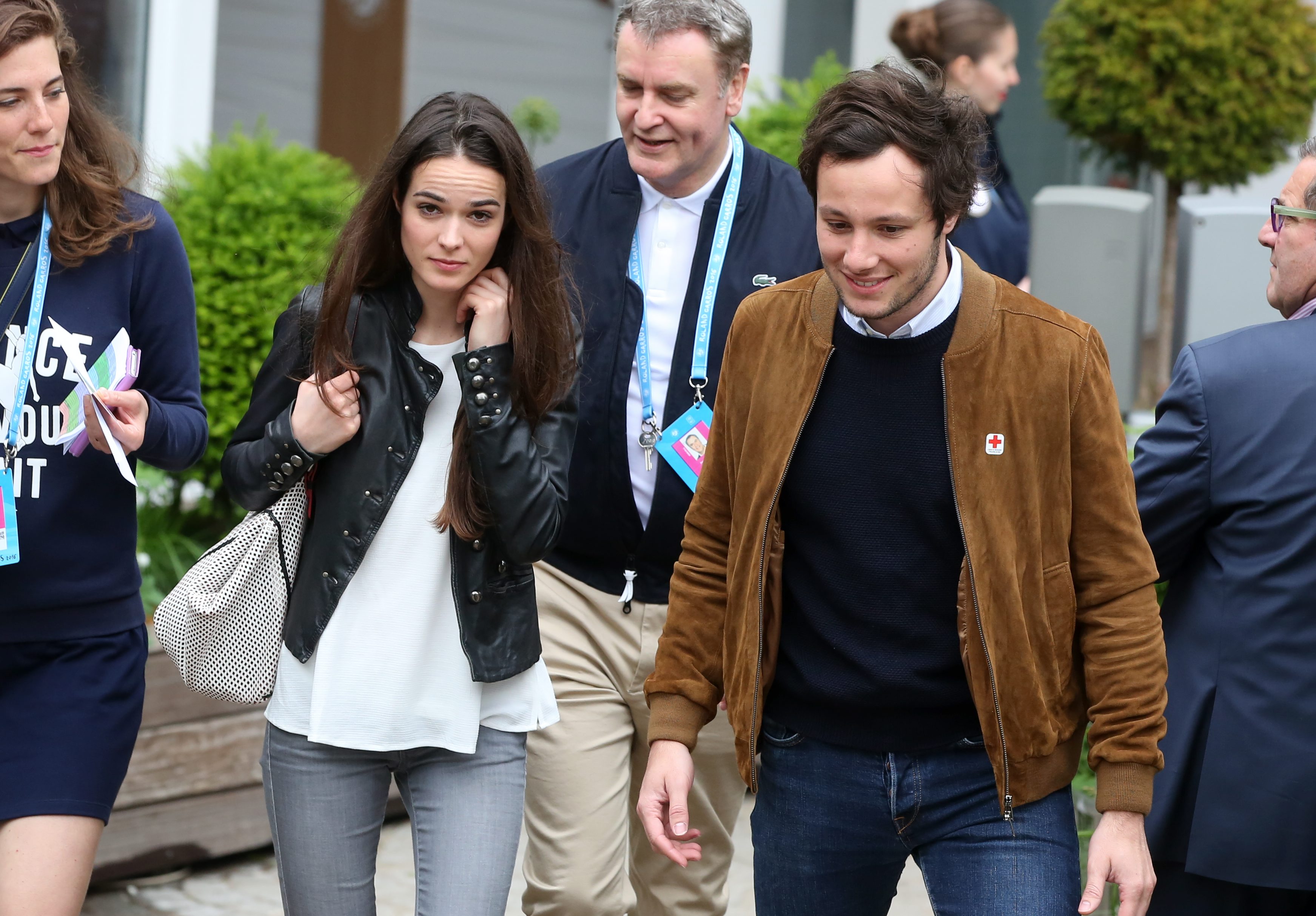 Le chanteur Renaud a épousé sa compagne Cerise : les photos de leur mariage - Femme Actuelle