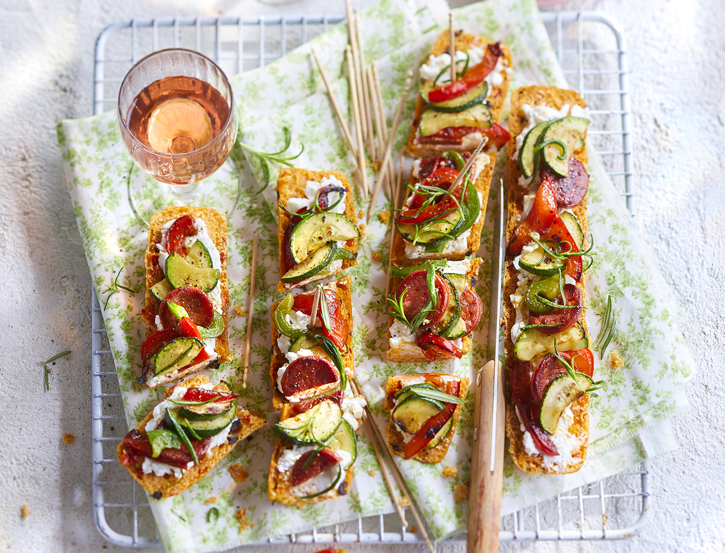 Nos meilleures recettes avec des chipolatas et des merguez - Femme Actuelle