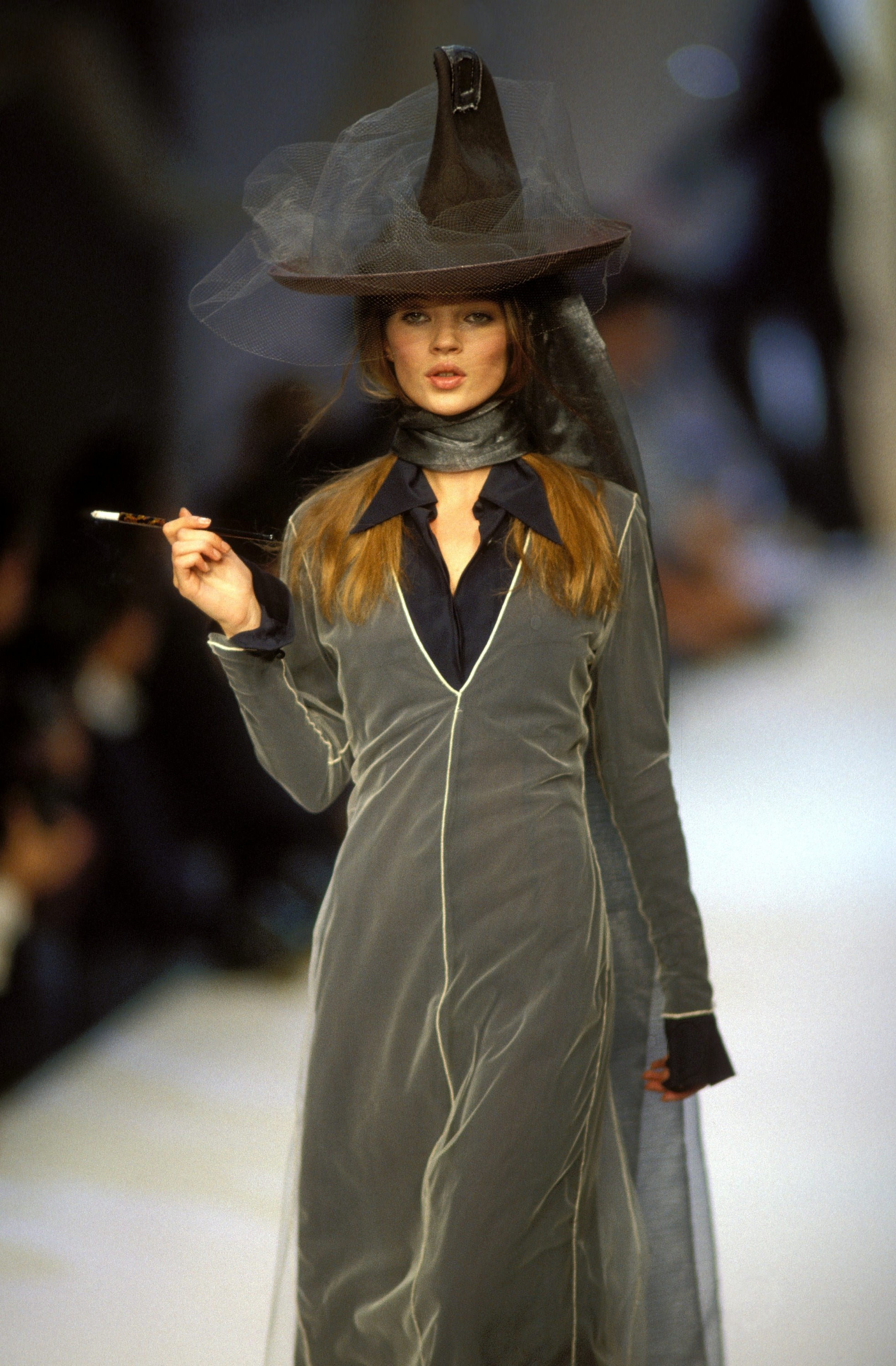 Les plus grands top models des années 1990 en images - Harper's Bazaar