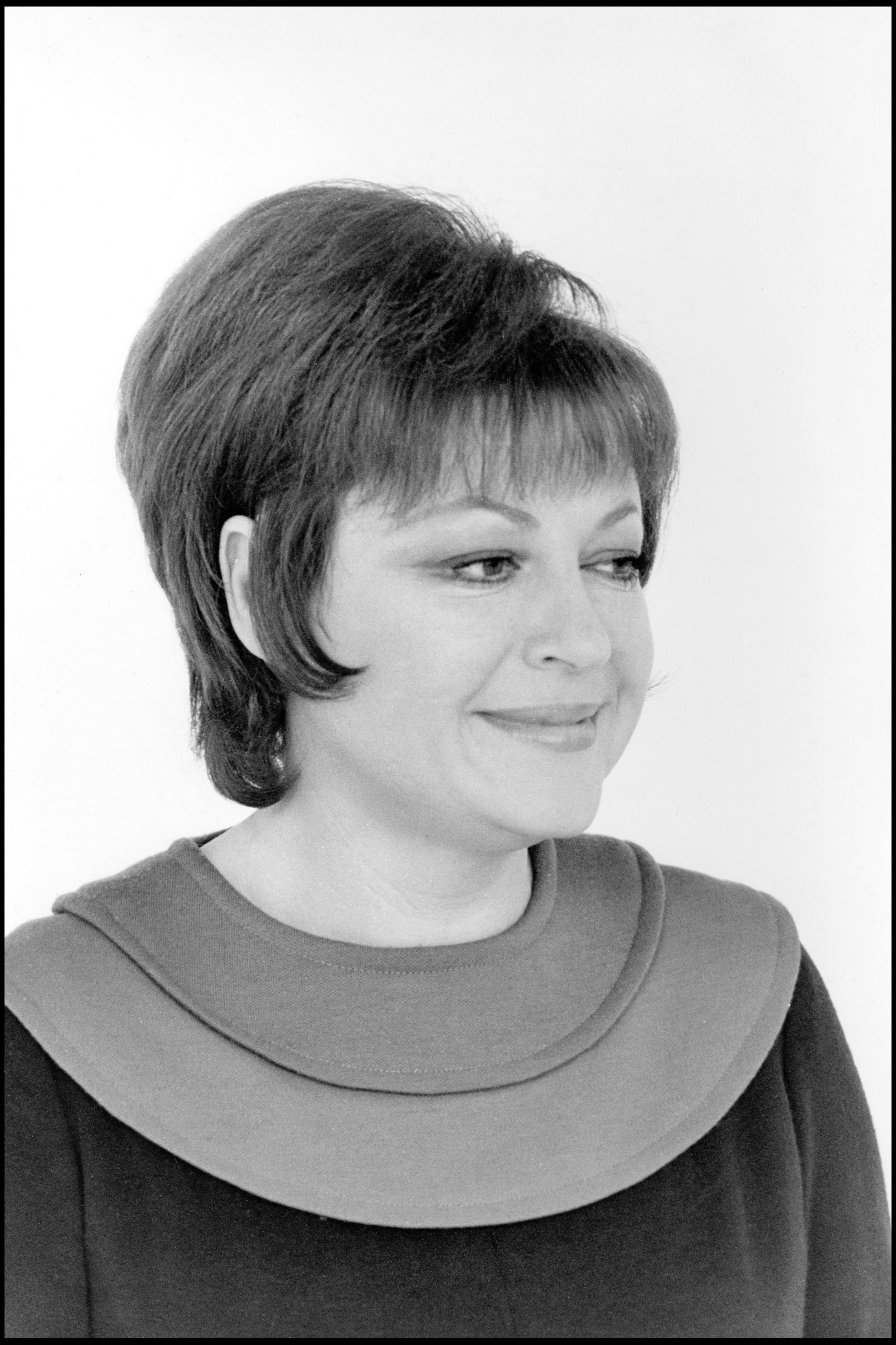 Obsèques de Régine : dernier adieu à la reine de la nuit - Télé Loisirs
