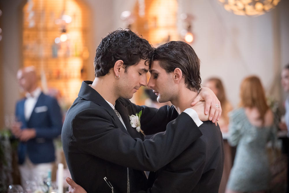 Tout pour la lumière : voici les acteurs au casting du feuilleton ...