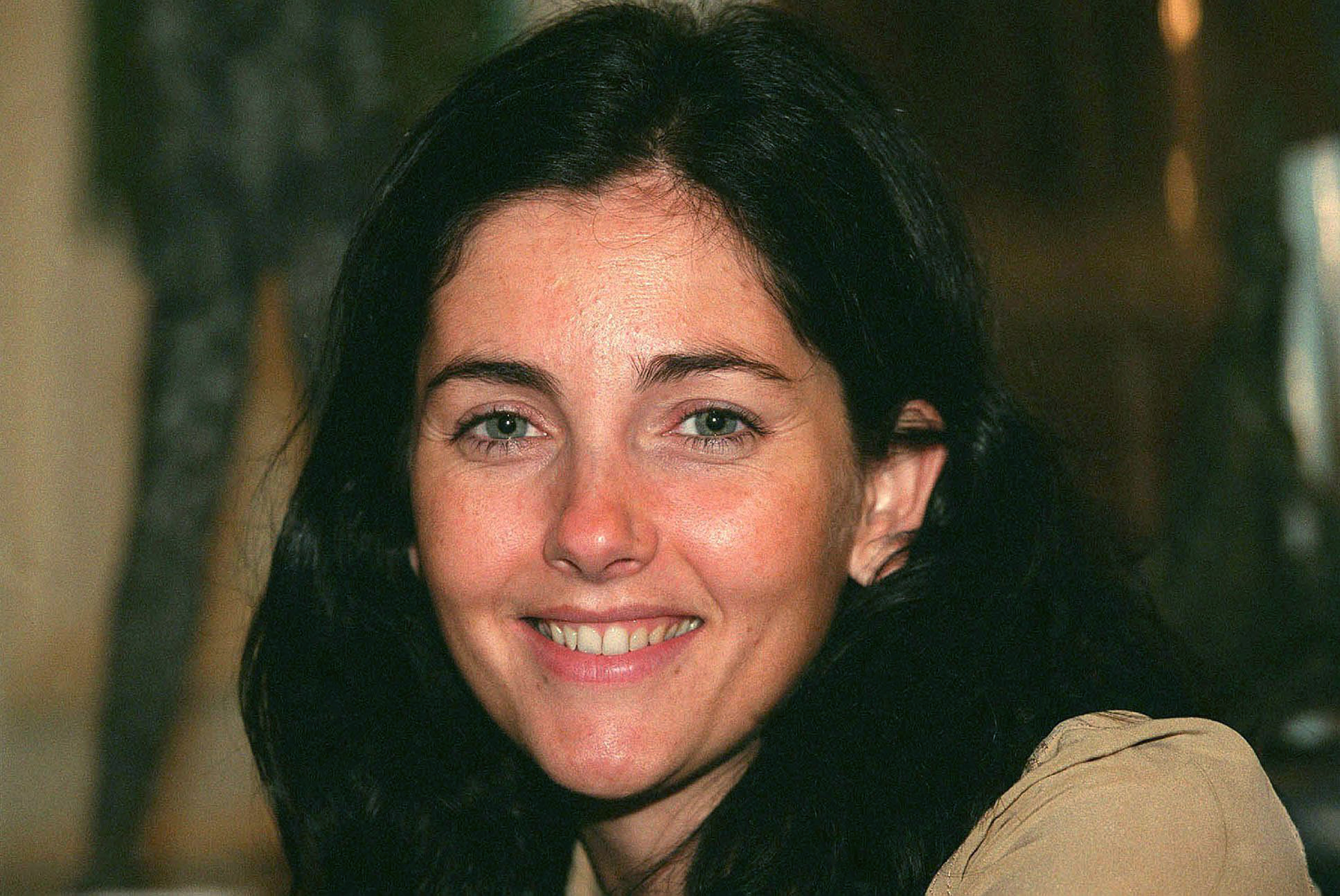 Julia Vignali : retour sur sa carrière et sa vie privée - Télé Loisirs