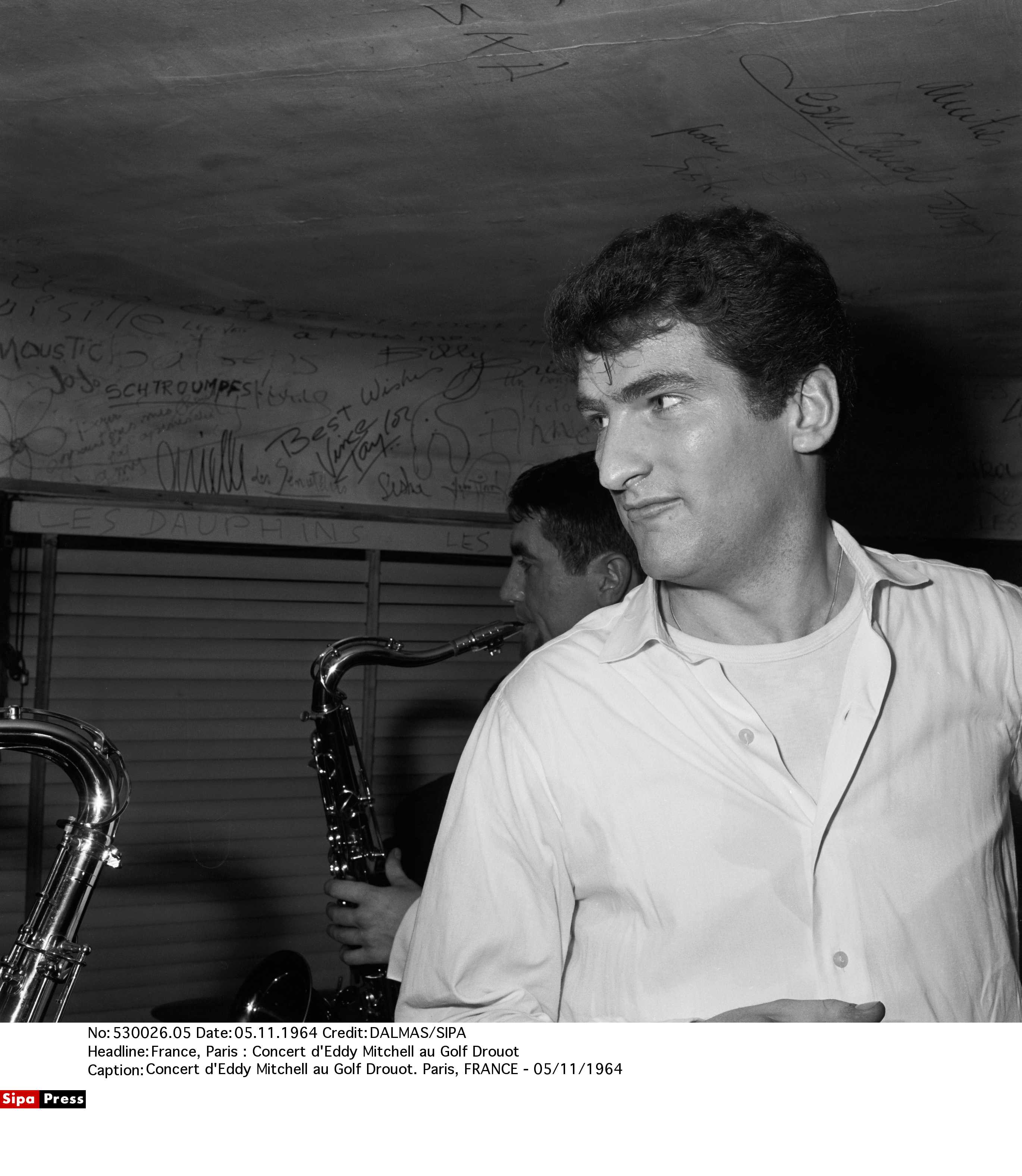 PHOTOS - Eddy Mitchell : retour sur son évolution physique au fil de sa carrière - Gala